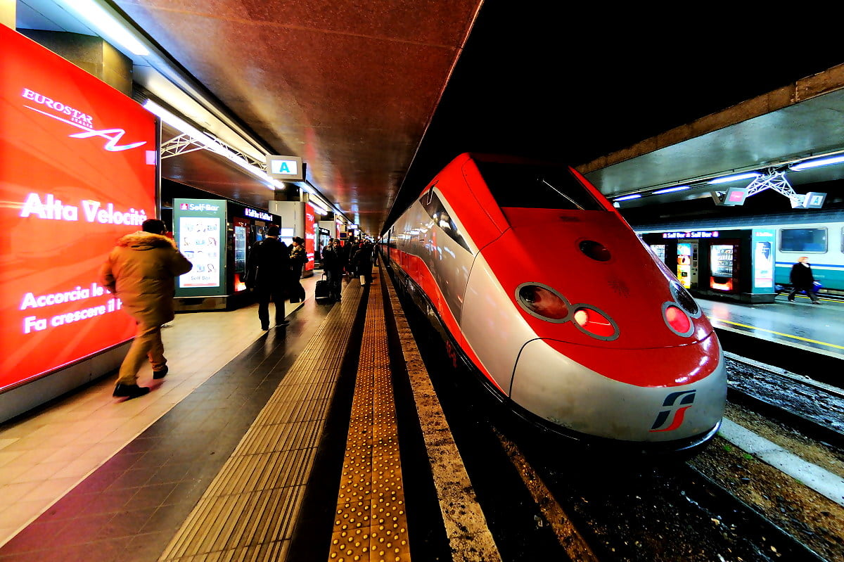 Hintergrundbild Hochgeschwindigkeitszug, Eisenbahn, Zug | Download ...