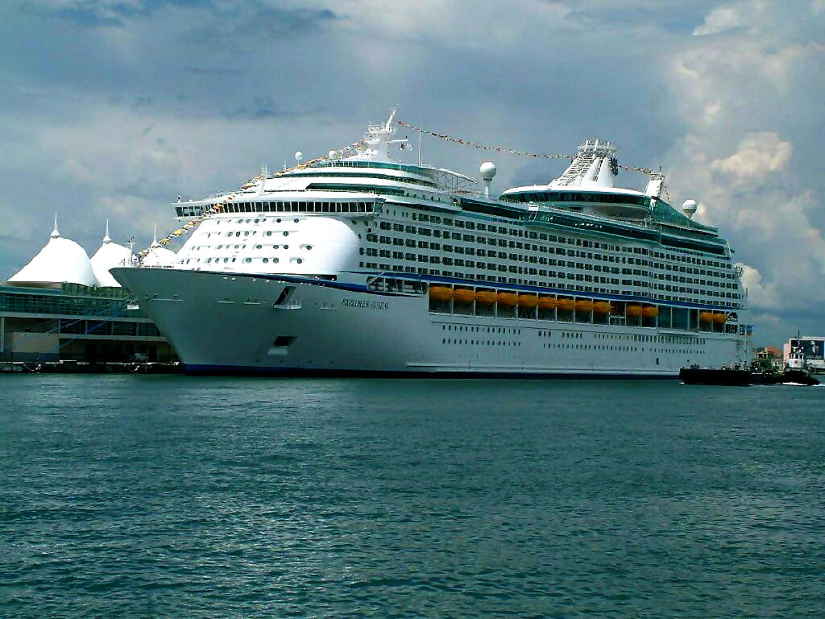 Hübsches Kreuzfahrtschiff, Schiff, Passagierschiff Bild | Download TOP ...